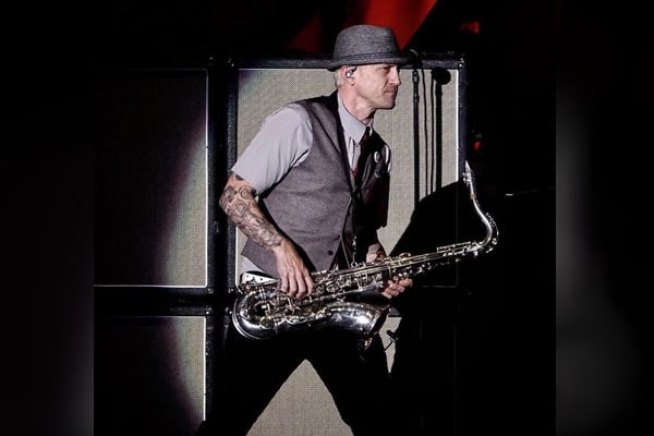 Jason Freese Biography - Net Worth, Musical Career, Wife, Children ...