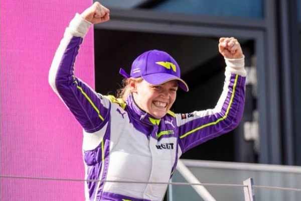 Sarah Moore Biography - Net Worth, Crash, Career, Family, Partner ...