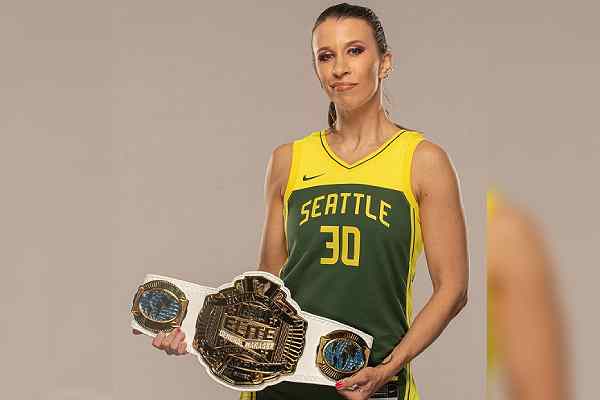 Aubrey Edwards Biography - Net Worth, Career, Family, Parents, Husband ...