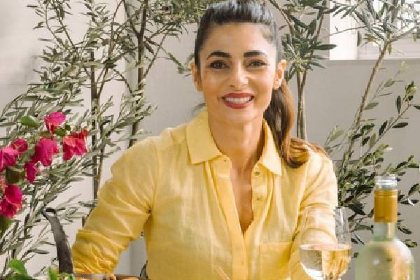 Silvia Colloca Biography - Net Worth, Career, Family, Husband, Children ...