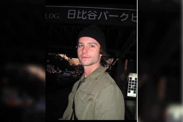 Jason Behr Biography - Net Worth, Wife, Children | eBiographyPost