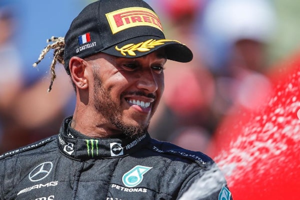 Lewis Hamilton Bio, Race Standings & News | eBiographyPost