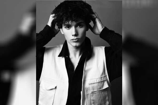 Conor Michael Smith Biography - Net Worth, Albums, Career, Girlfriend ...