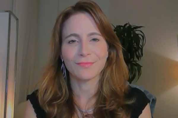 Danya Perry Biography - Net Worth, Career, Family, Parents, Michael ...