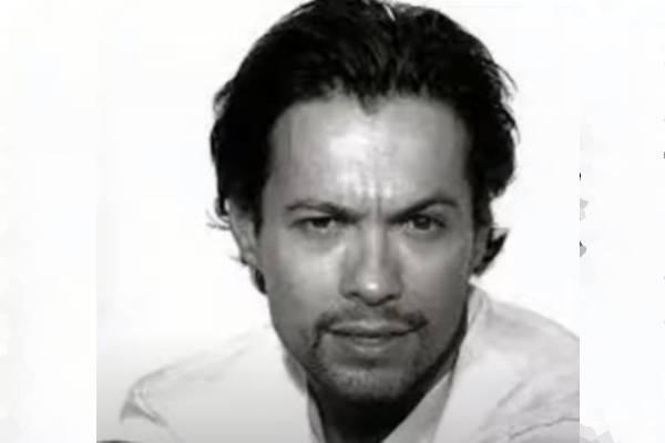 Danny Quinn Biography - Net Worth, Career, Family, Lauren Holly's Ex ...