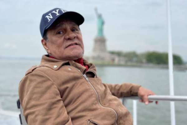 Simon Aboud Biography - Net Worth, Books, Career, Parents, Family ...